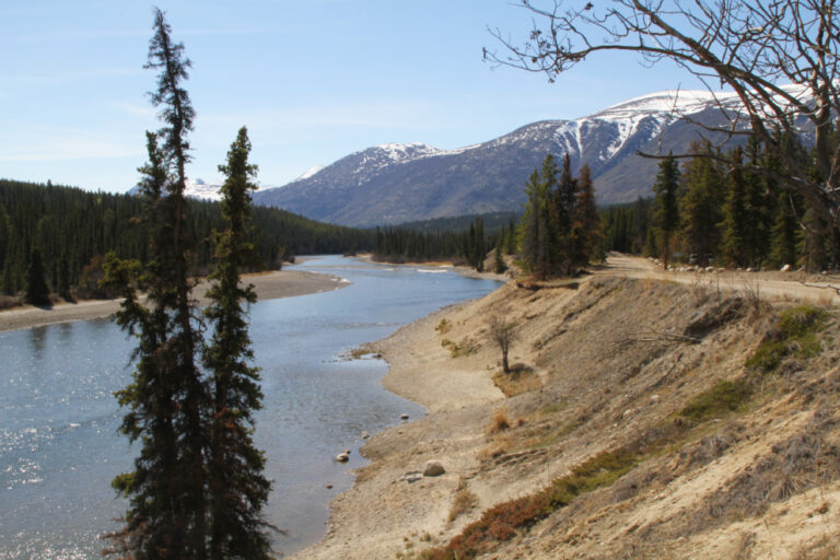 A day trip to Kusawa Lake, Yukon – The ExploreNorth Blog