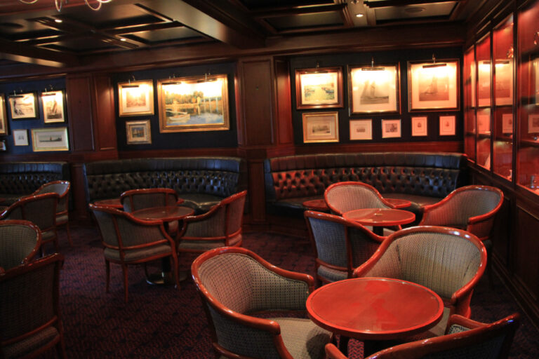 Cruising on the Norwegian Sun – a review – The ExploreNorth Blog