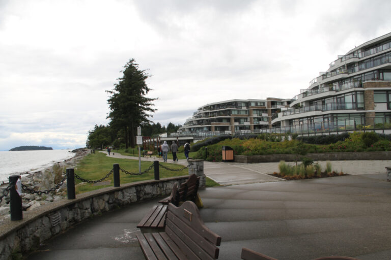 Exploring Sechelt – beach walk, totems, and an old cemetery – The ...