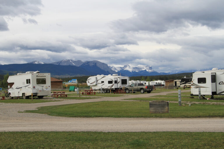 The Hinton/Jasper KOA campground – The ExploreNorth Blog