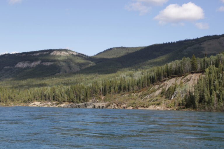 Canoeing the Yukon River, Part 2: the Thirty Mile River and Hootalinqua ...